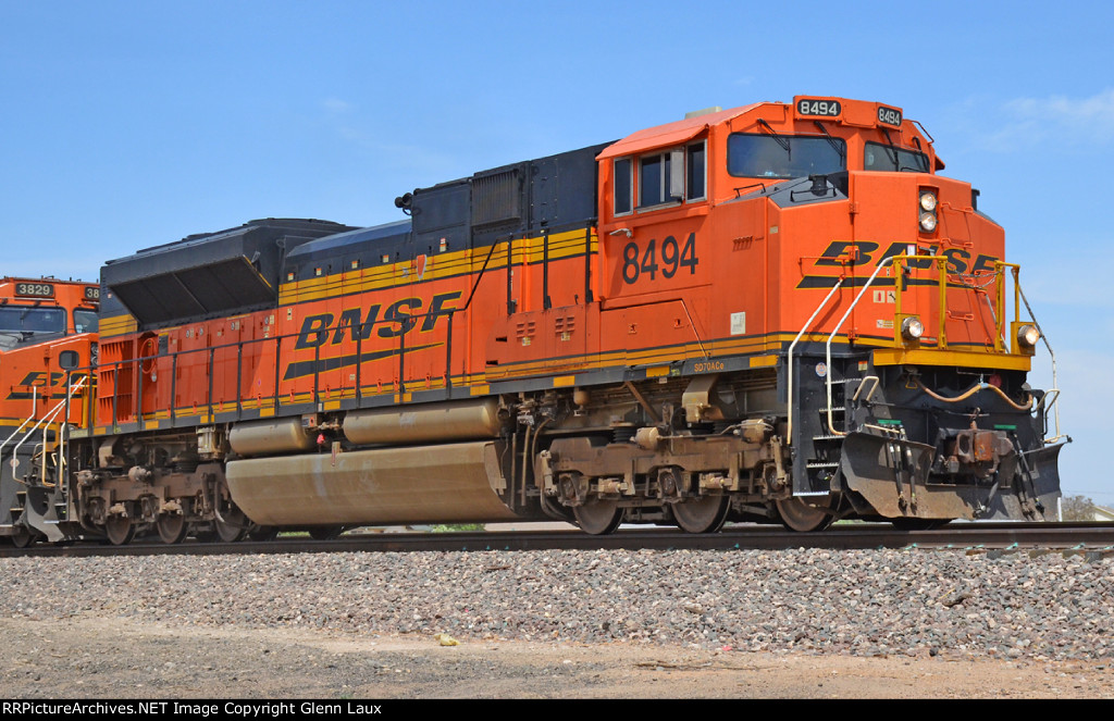 BNSF 8494